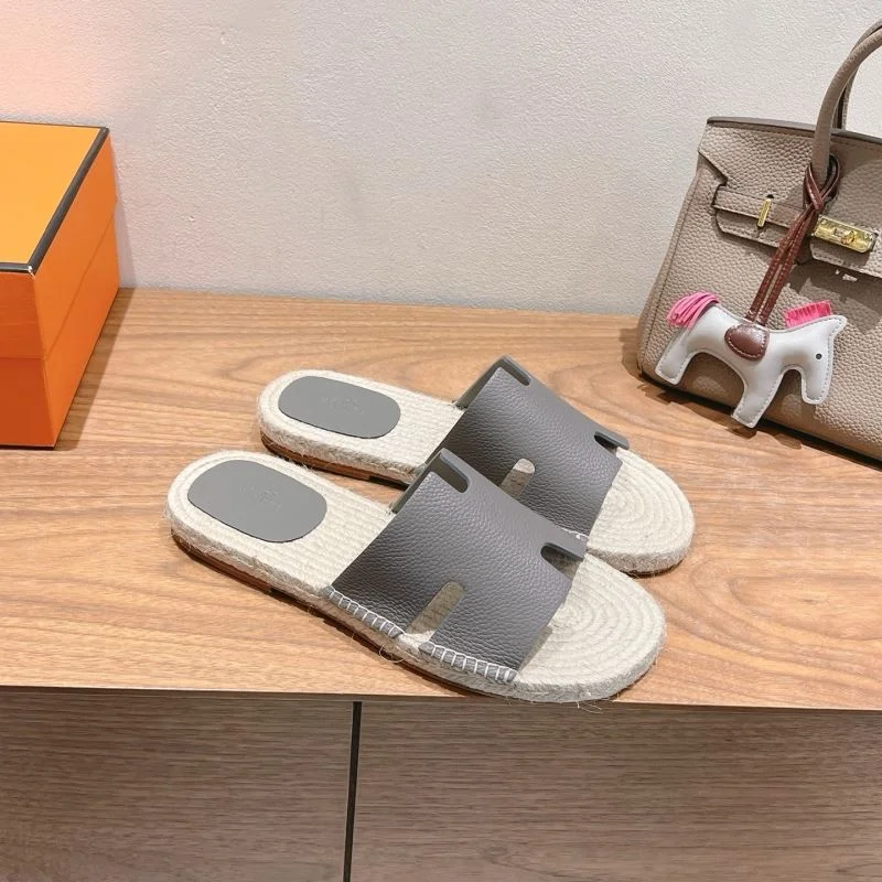 Bargain Hermes Slippers