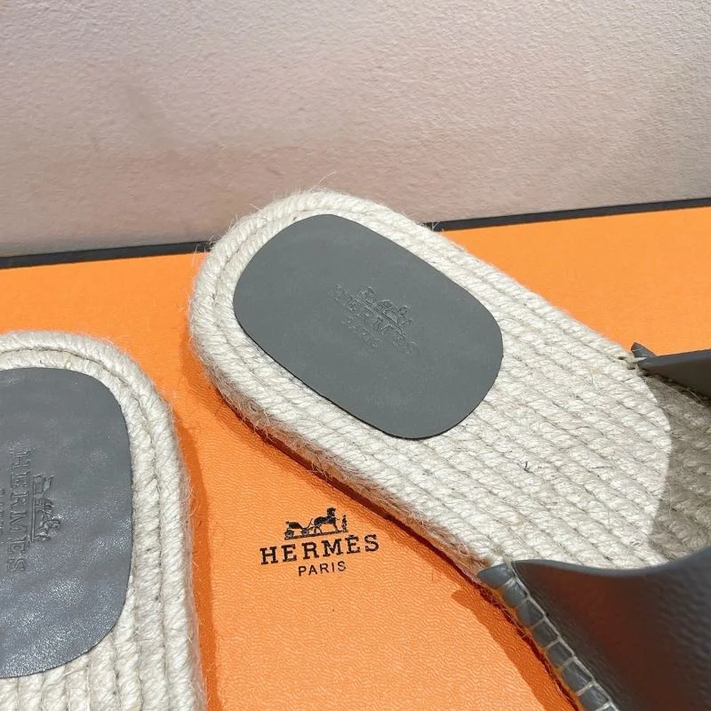 Bargain Hermes Slippers