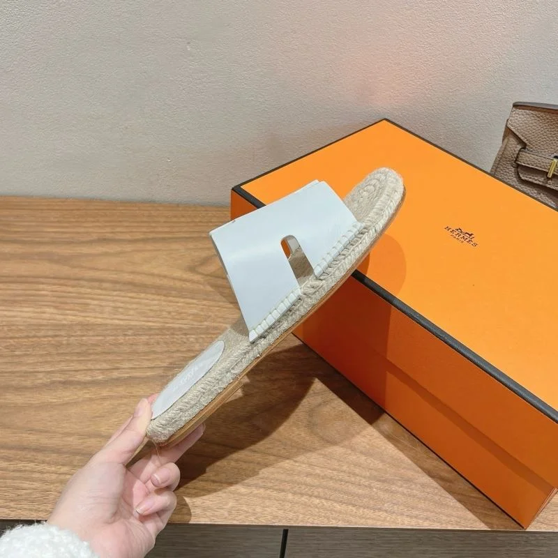 Reasonably priced Hermes Slippers