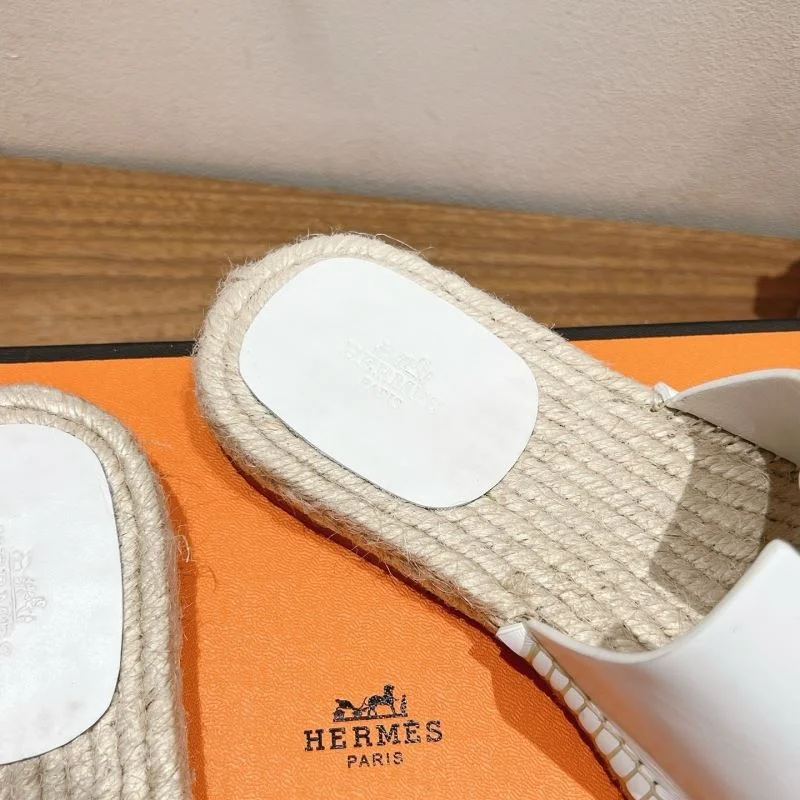 Reasonably priced Hermes Slippers