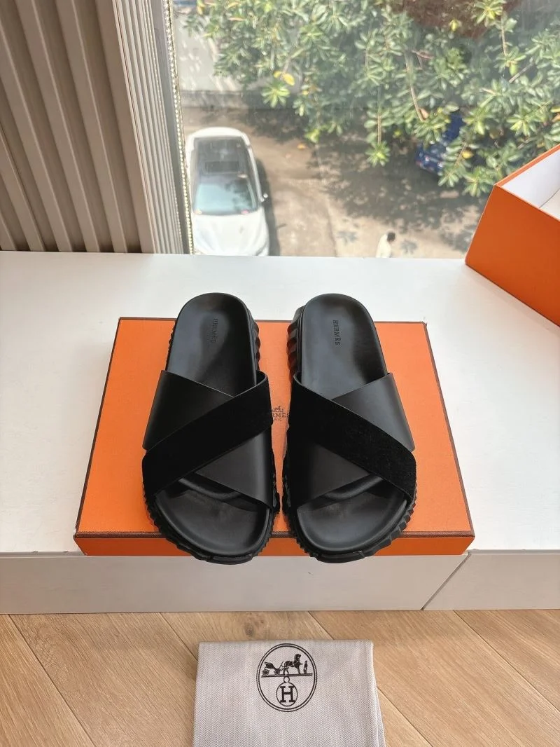 Accurate model Hermes Slippers