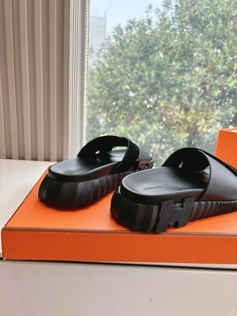 Accurate model Hermes Slippers