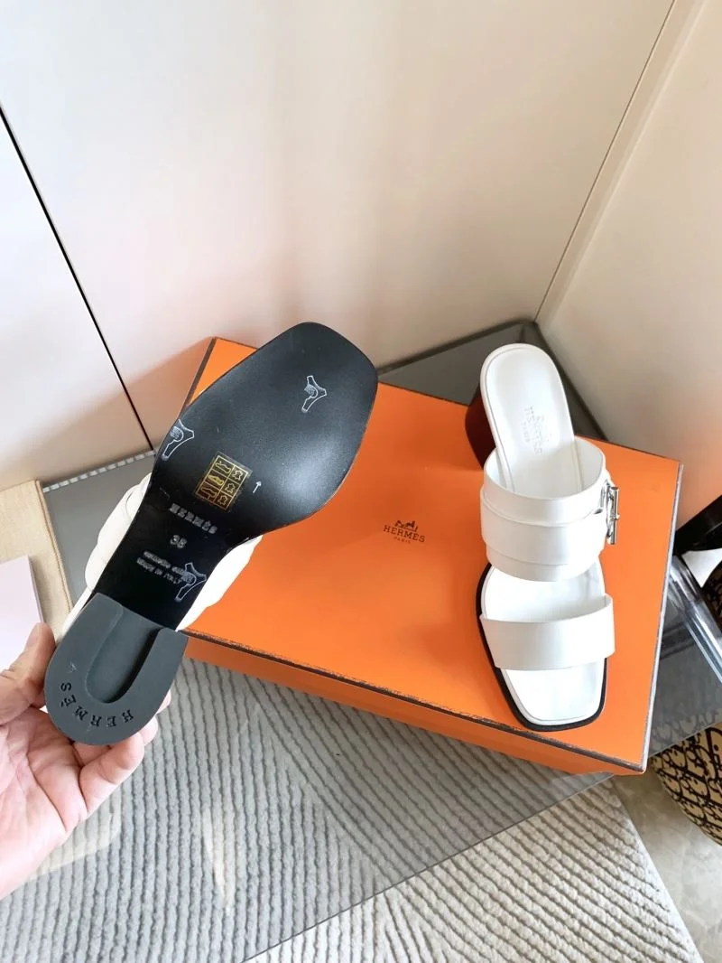 Value-priced Hermes Slippers