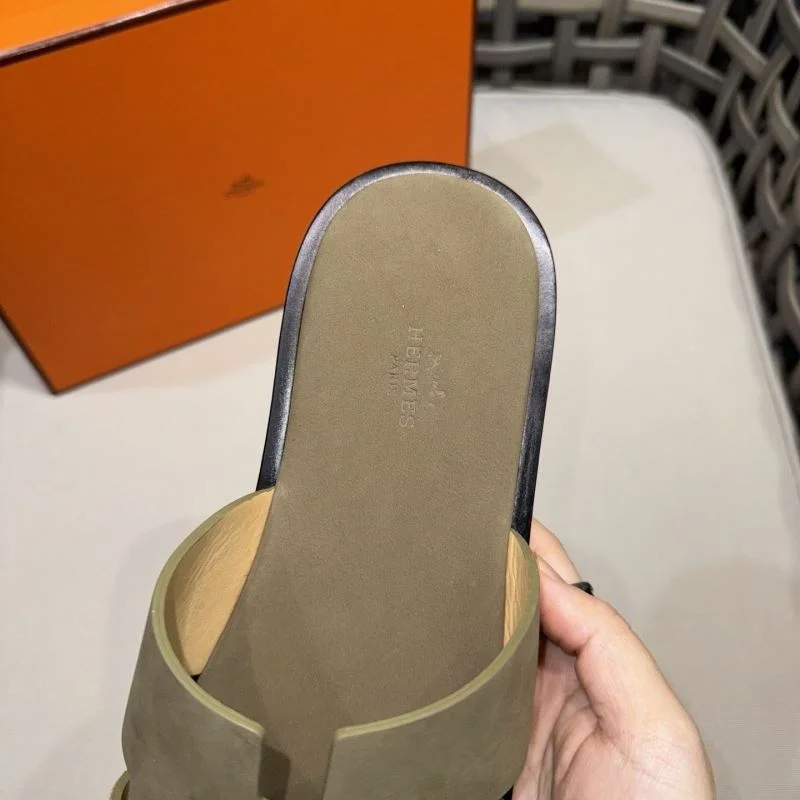 Accurate model Hermes Slippers