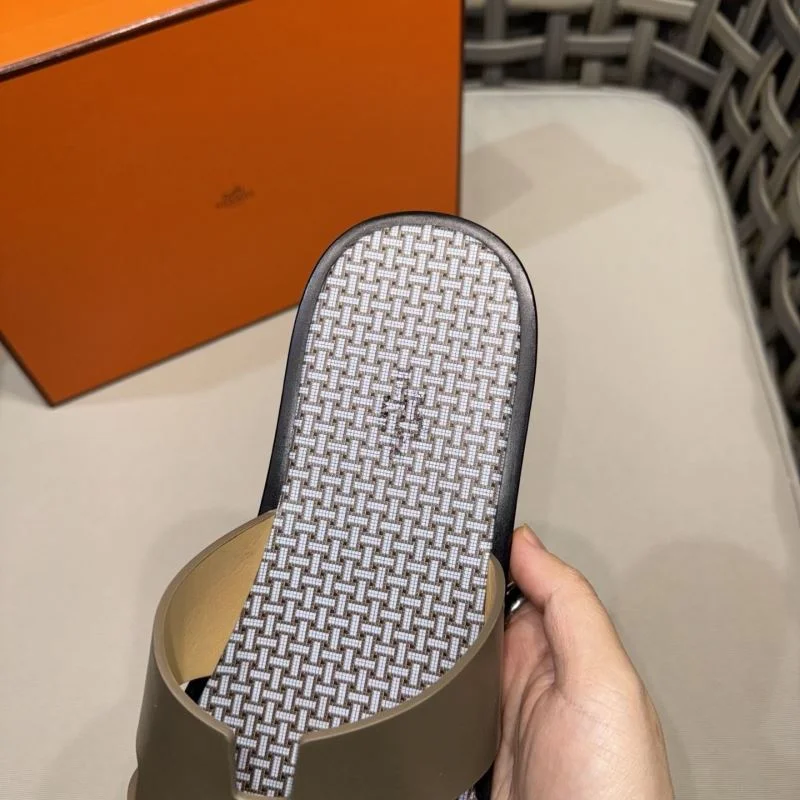 Bargain Hermes Slippers