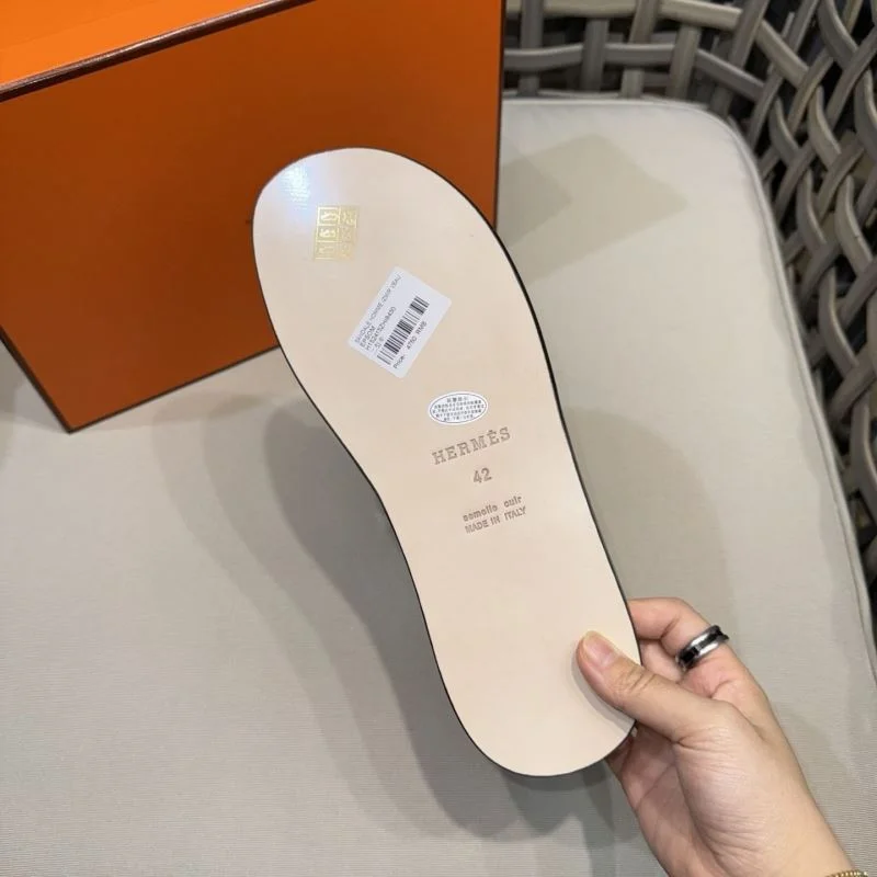 Bargain Hermes Slippers