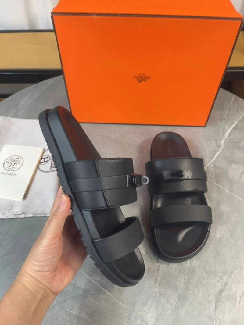 Accurate model Hermes Slippers
