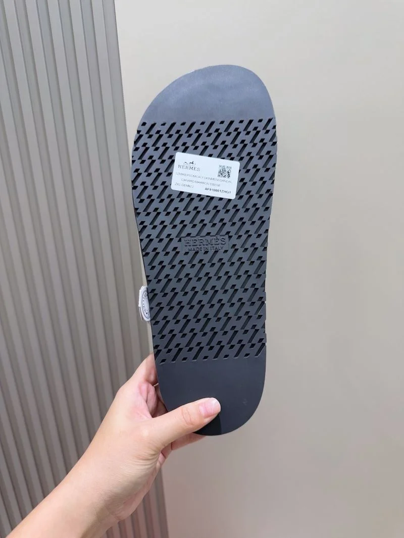 Value-priced Hermes Slippers