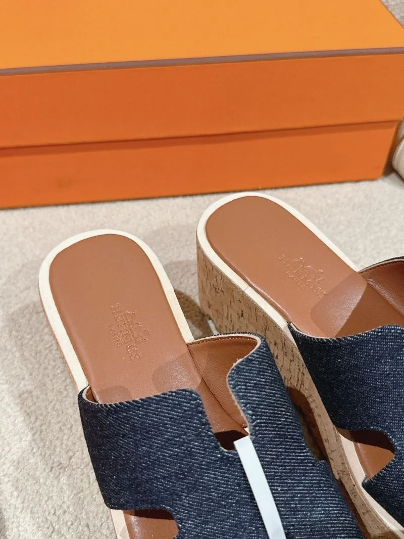 Inexpensive Hermes Slippers