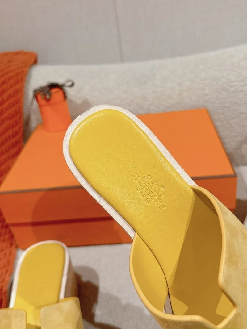 Exact replica Hermes Slippers