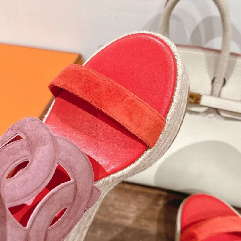 Cut-rate Hermes Slippers