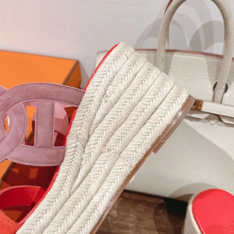 Cut-rate Hermes Slippers