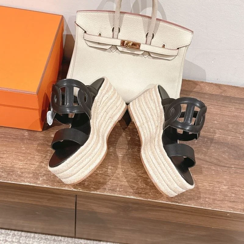 Exact replica Hermes Slippers