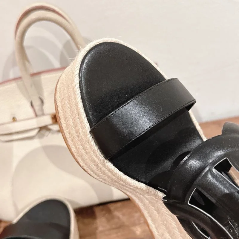 Exact replica Hermes Slippers