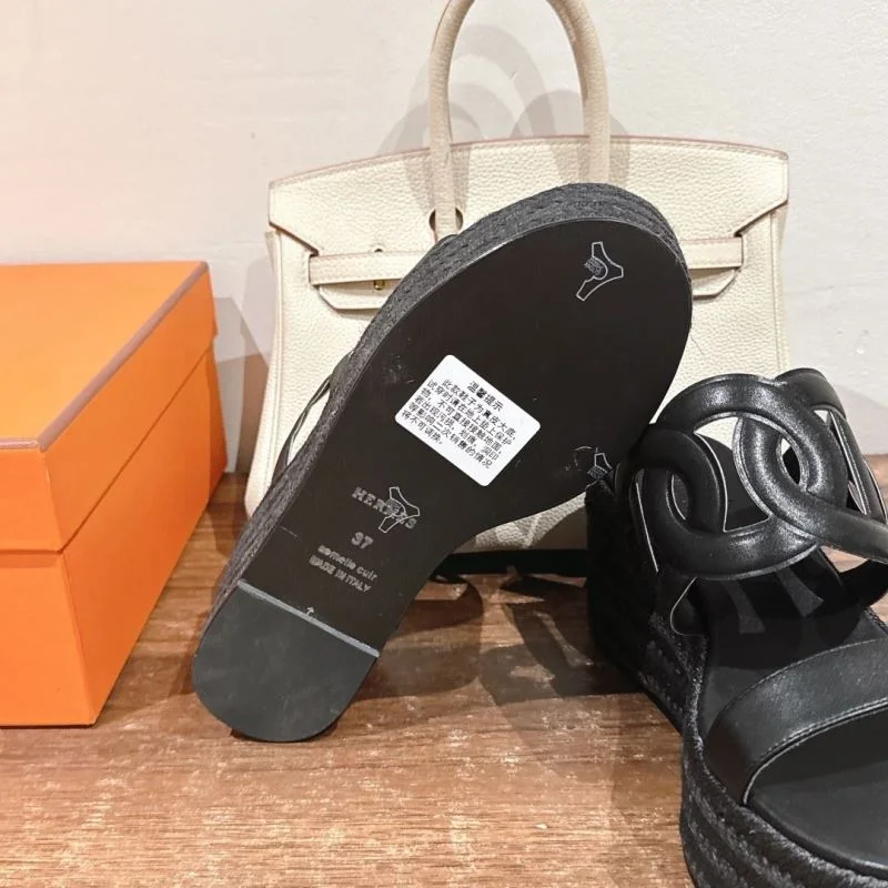 Exact replica Hermes Slippers
