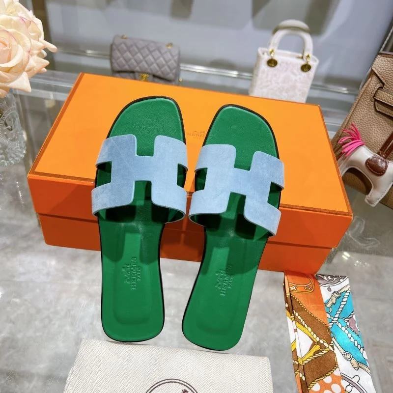Accurate model Hermes Slippers