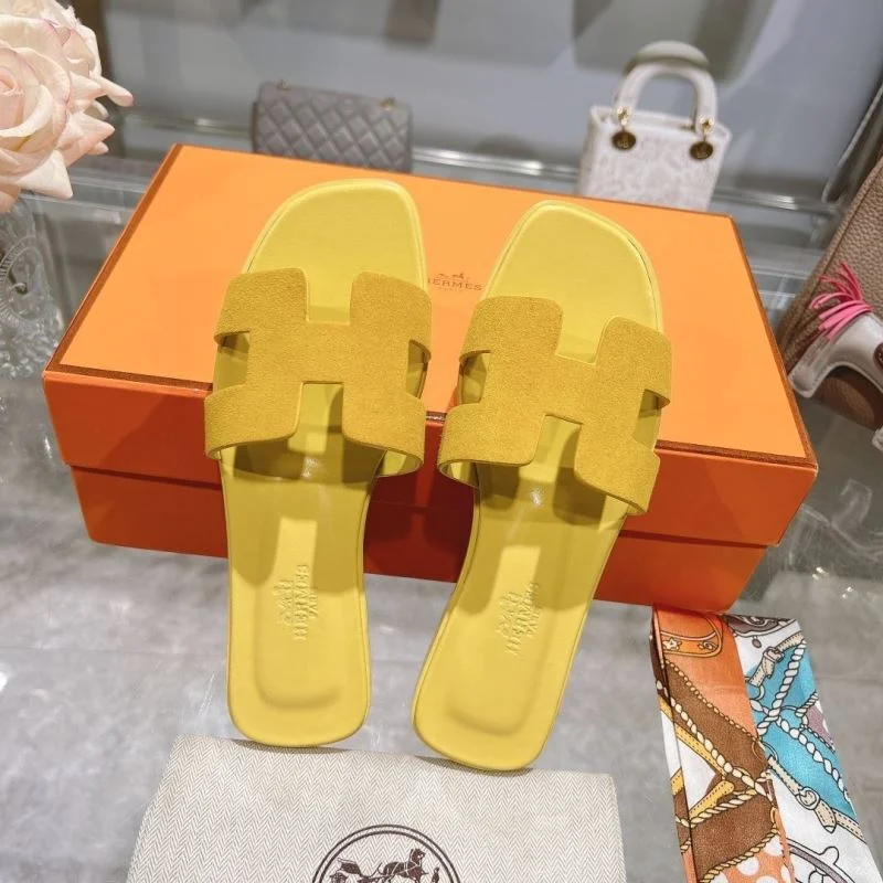 Accurate model Hermes Slippers