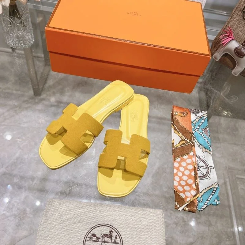 Accurate model Hermes Slippers