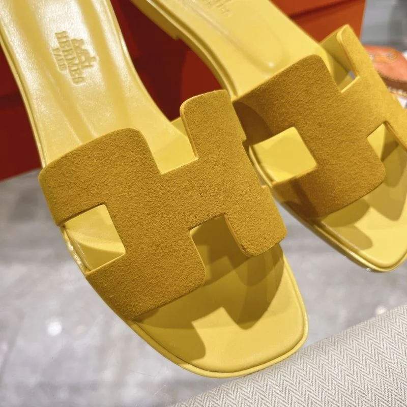 Accurate model Hermes Slippers