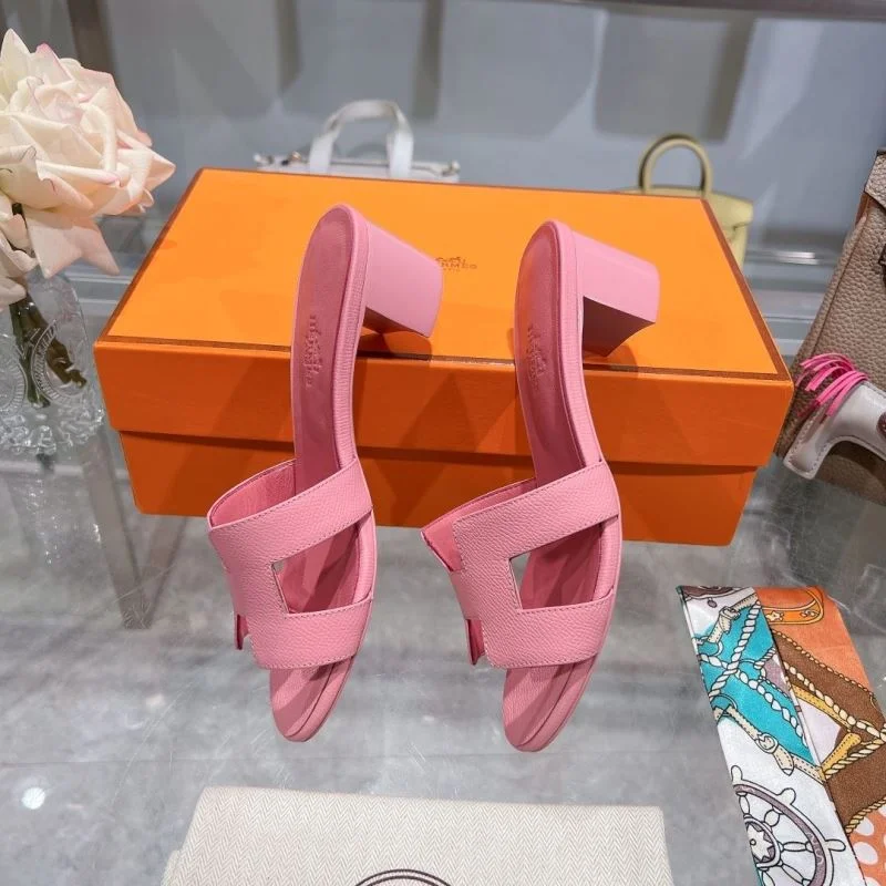 Cut-rate Hermes Slippers