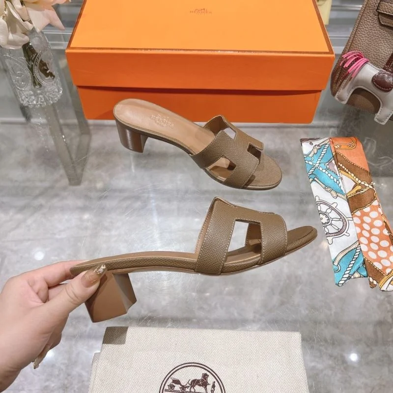 Accurate model Hermes Slippers