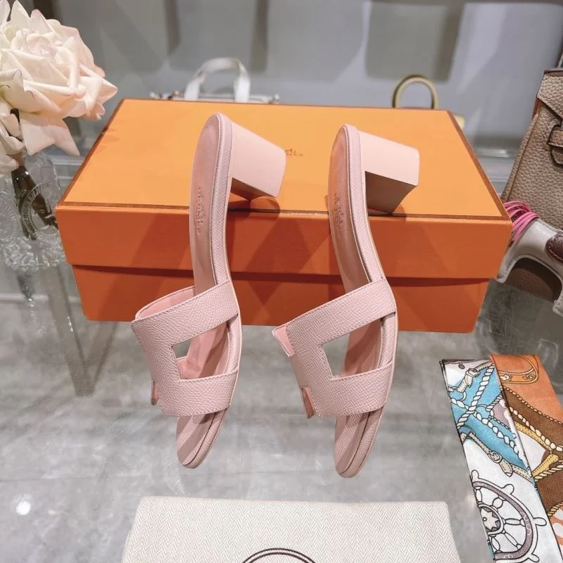 Value-priced Hermes Slippers
