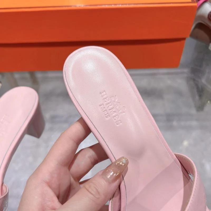 Inexpensive Hermes Slippers