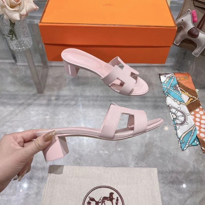 Value-priced Hermes Slippers