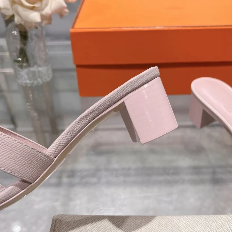 Value-priced Hermes Slippers
