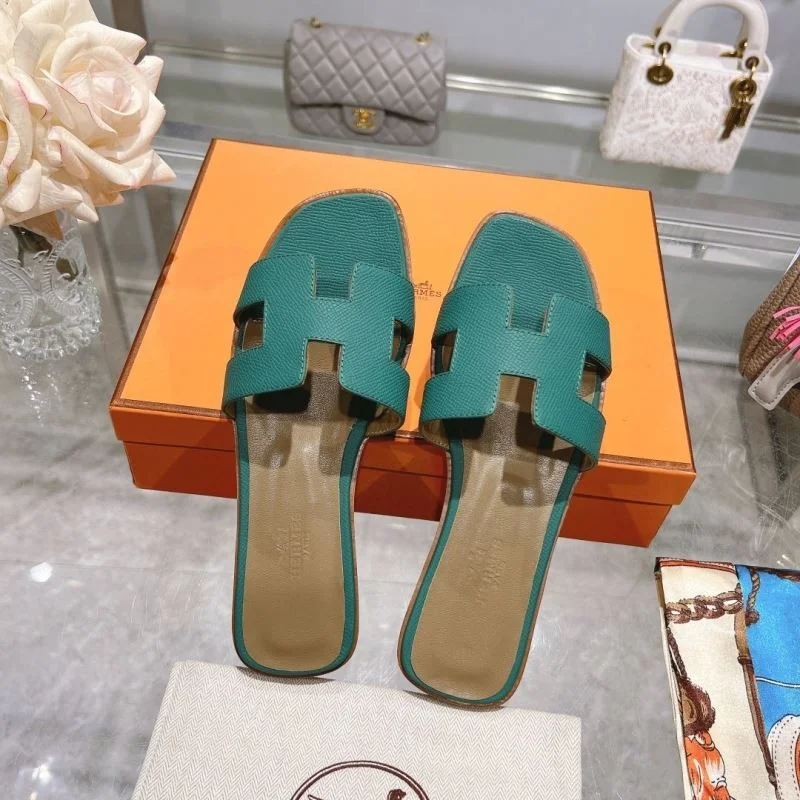 Value-priced Hermes Slippers