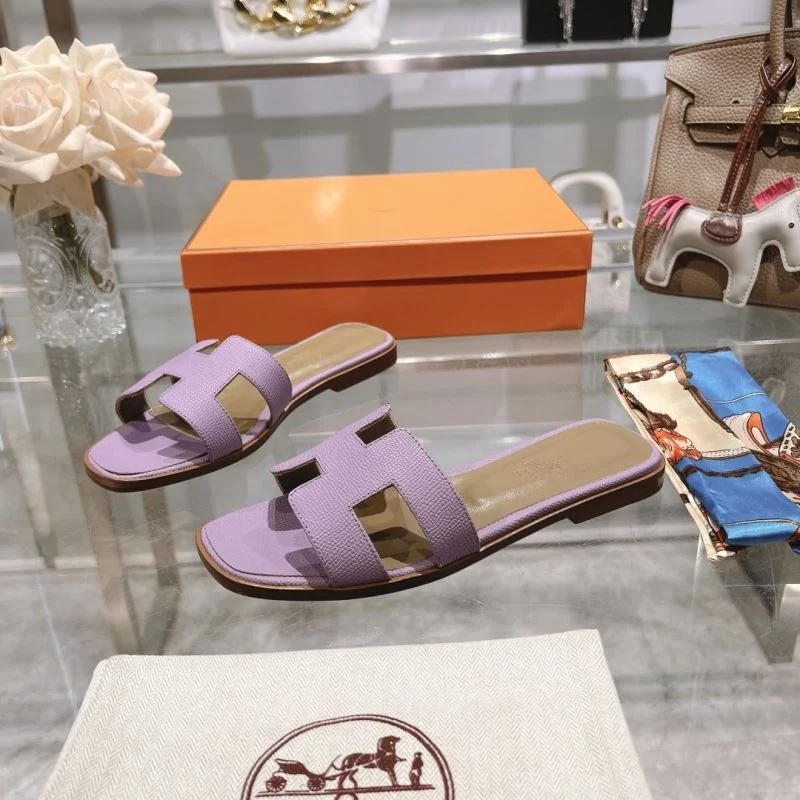 Accurate model Hermes Slippers