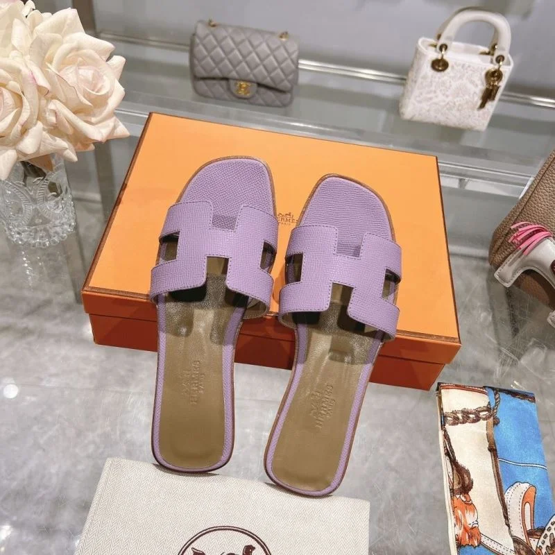 Accurate model Hermes Slippers