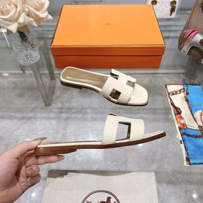 Reasonably priced Hermes Slippers