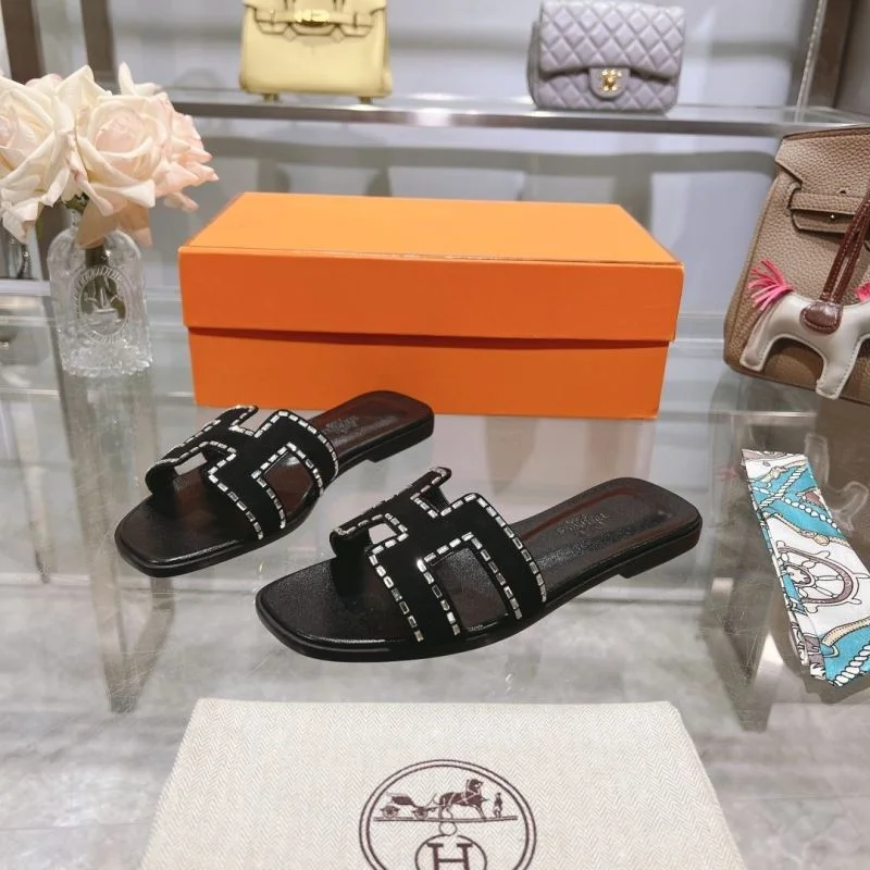 Reasonably priced Hermes Slippers