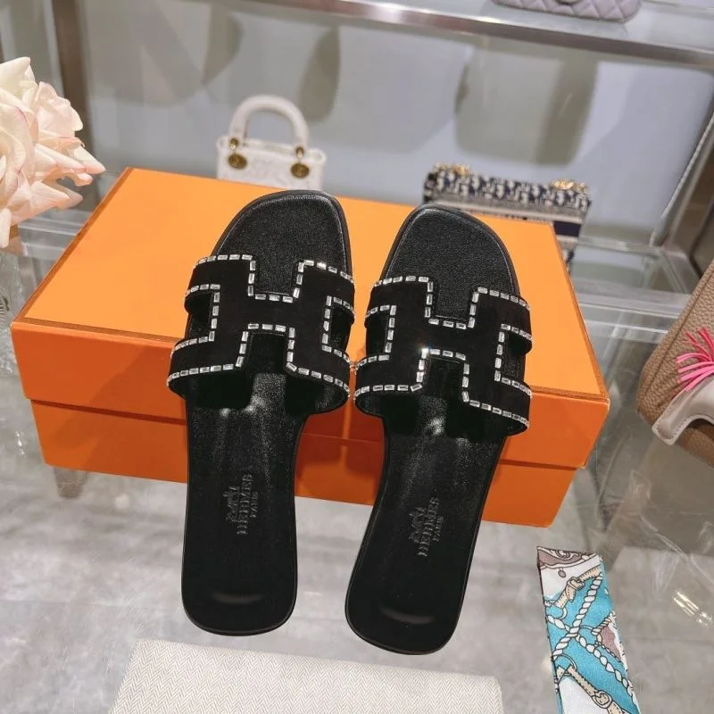 Reasonably priced Hermes Slippers