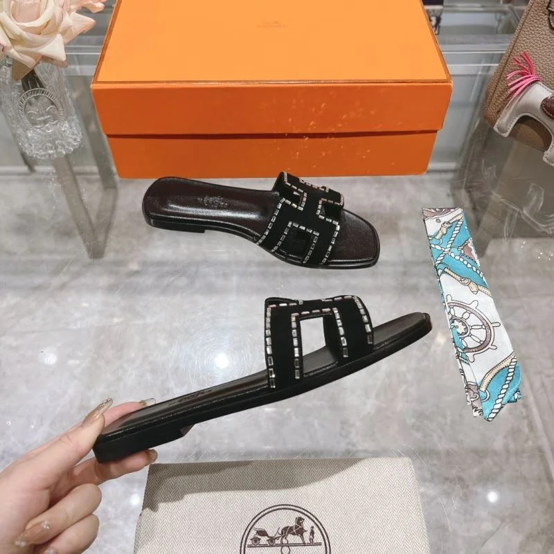 Reasonably priced Hermes Slippers