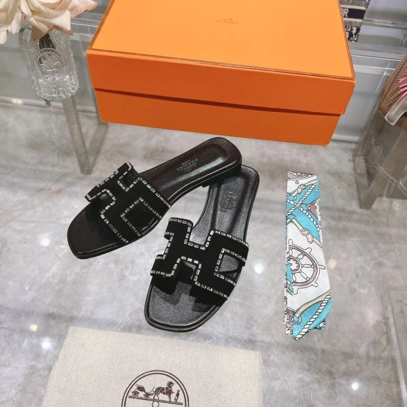 Reasonably priced Hermes Slippers
