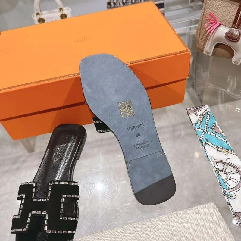 Reasonably priced Hermes Slippers