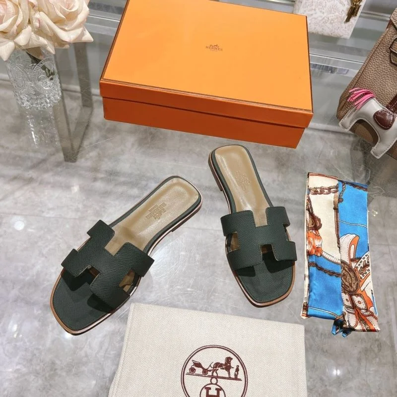 Reasonably priced Hermes Slippers
