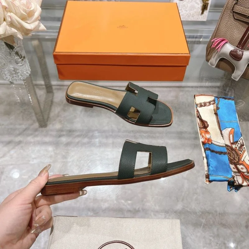Reasonably priced Hermes Slippers