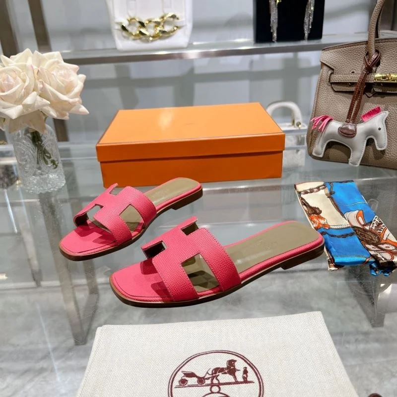 Accurate model Hermes Slippers