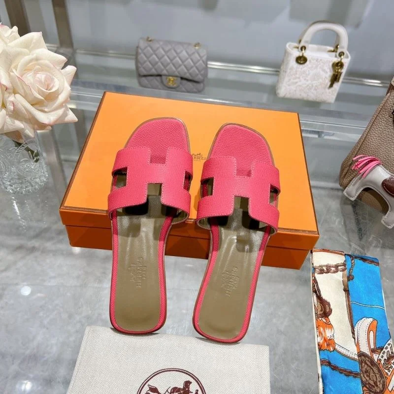Accurate model Hermes Slippers