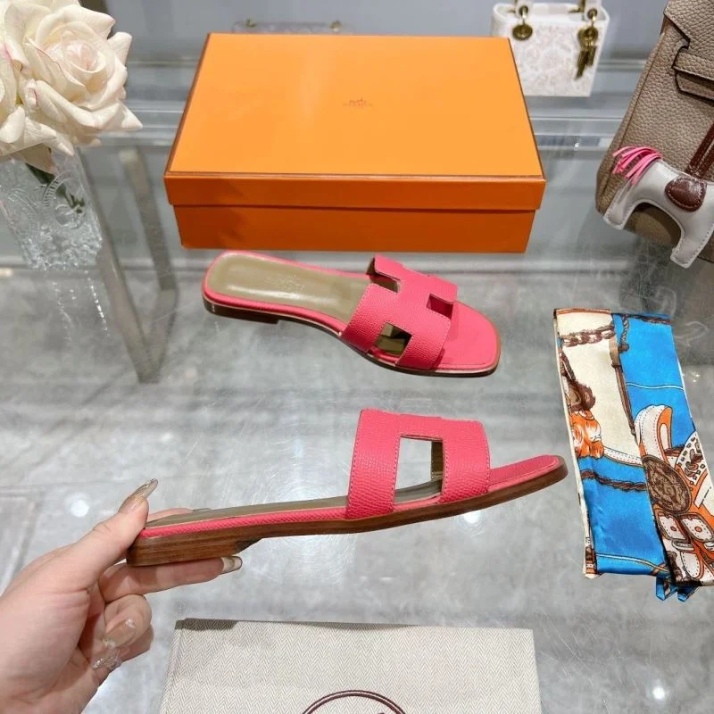 Accurate model Hermes Slippers