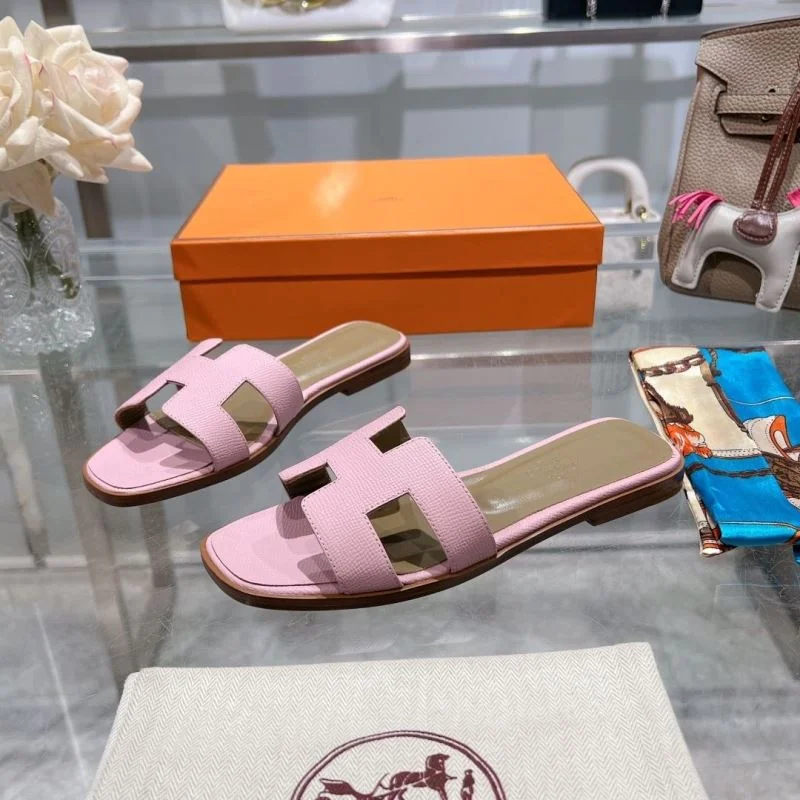 Accurate model Hermes Slippers