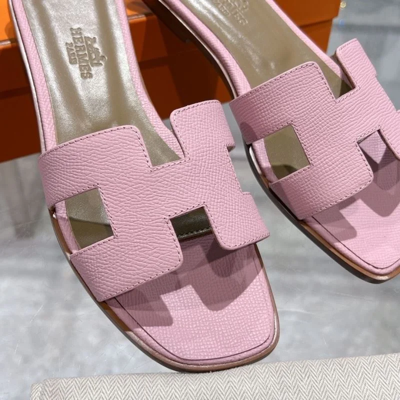 Accurate model Hermes Slippers