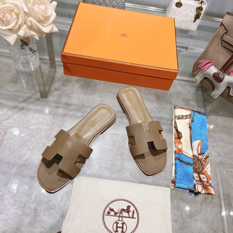 Reasonably priced Hermes Slippers