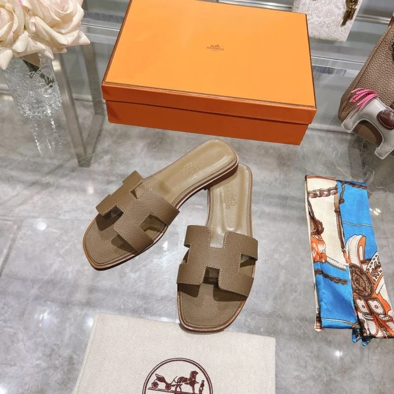 Reasonably priced Hermes Slippers