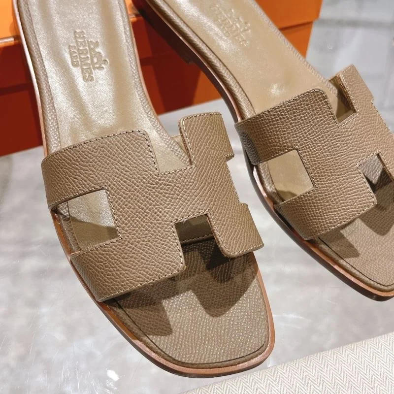Reasonably priced Hermes Slippers