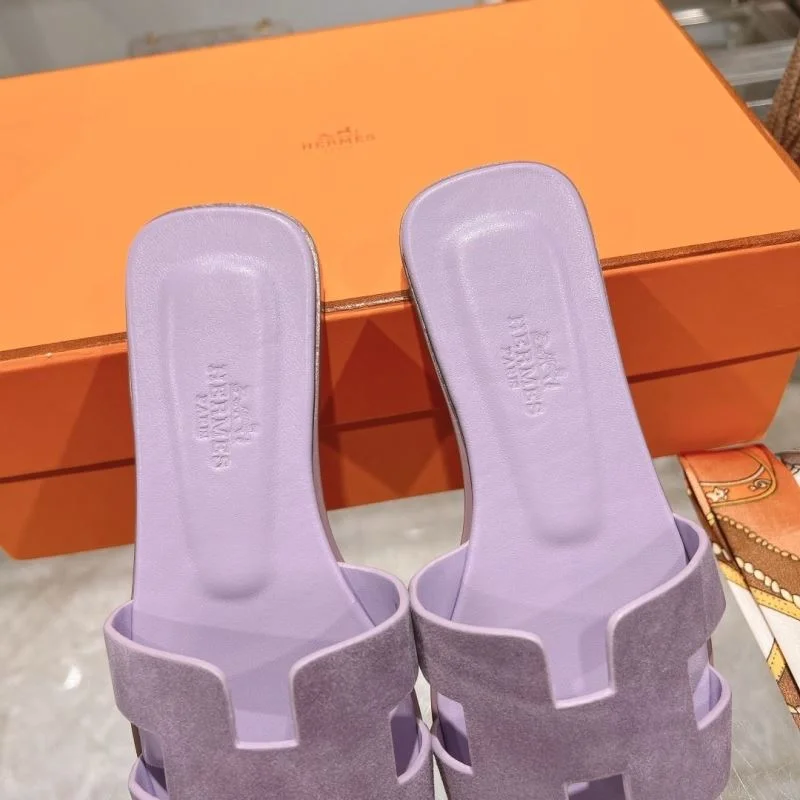Accurate model Hermes Slippers