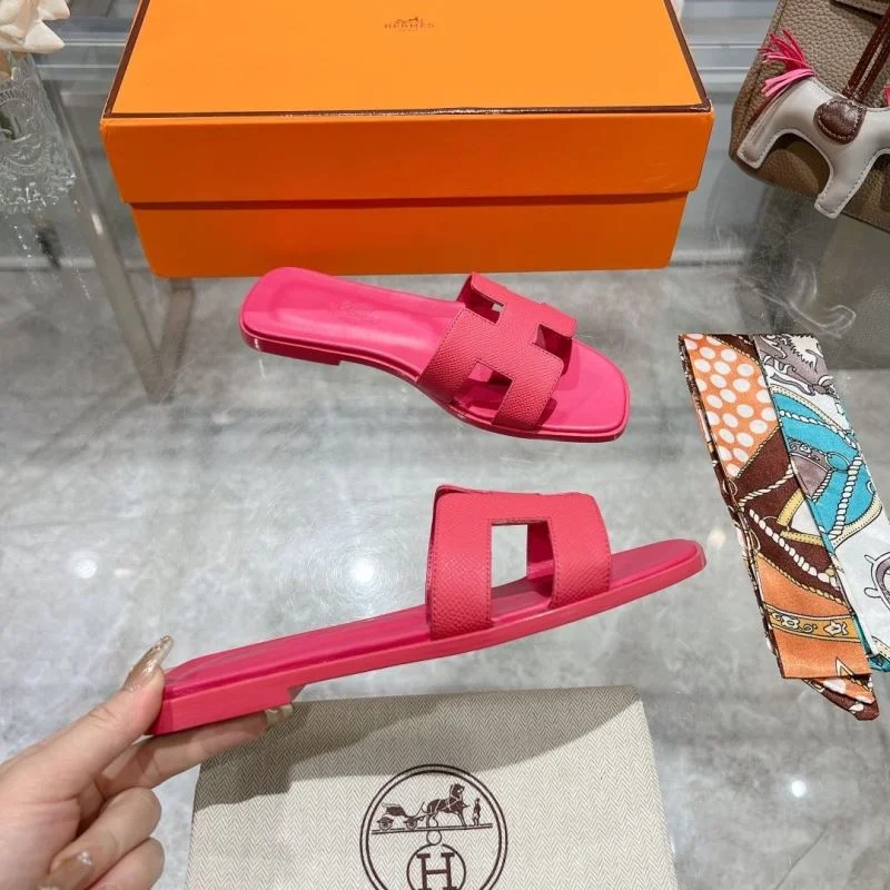 Value-priced Hermes Slippers
